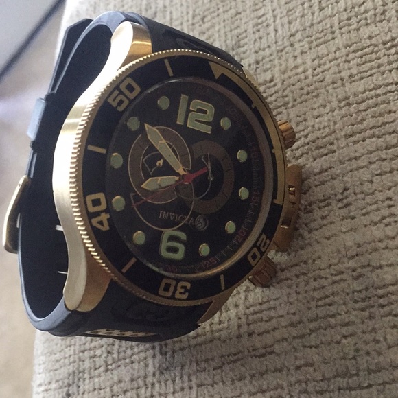 Invicta | Accessories | Invicta Big Face Gold Black Watch | Poshmark